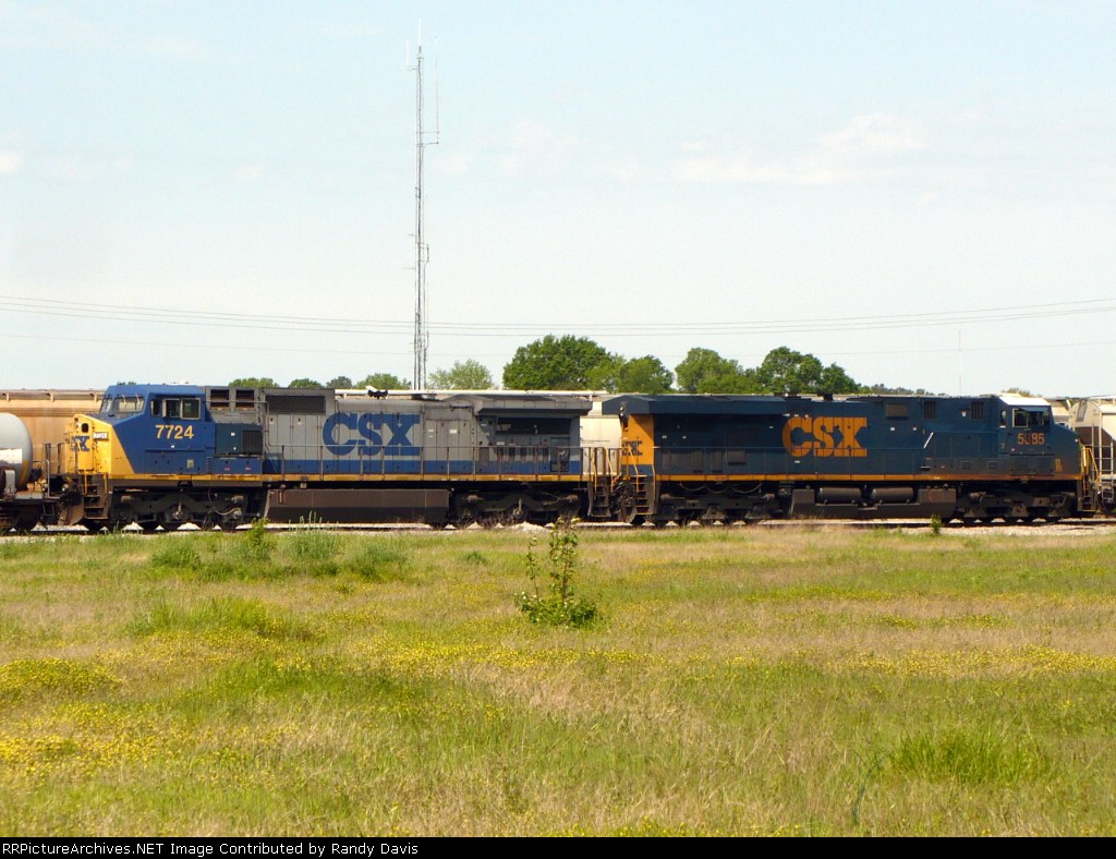 CSX 7724 & 5385